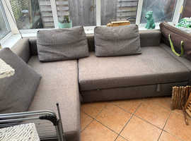 Second hand bed settee store