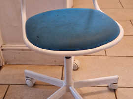 Used children's furniture near me store